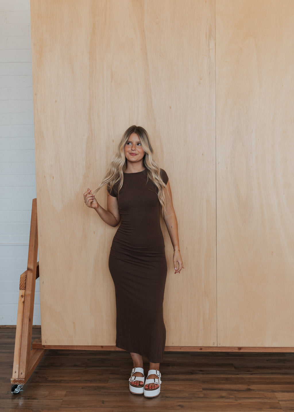 Logan Open Back Dress - Brown – Dolly Boutique