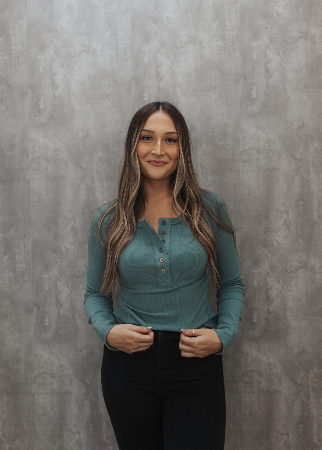 Bryn Top - Sage – Dolly Boutique