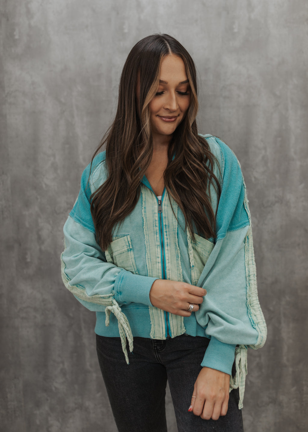 Zane Zip Up – Dolly Boutique